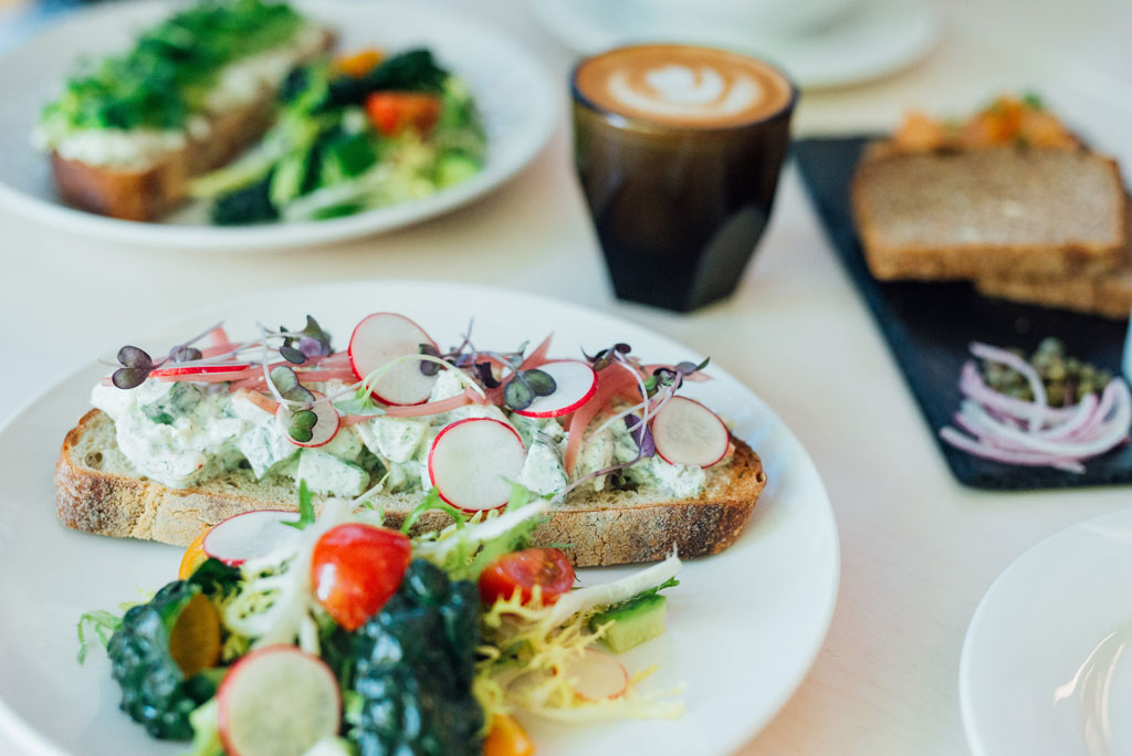 Plus beaux cafés de Montréal : où les trouver ? — TASTET